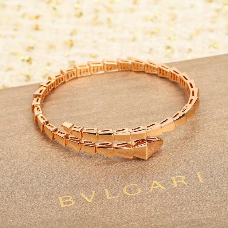 Bvlgari Snake Bracelet JWL00758 – Prestige