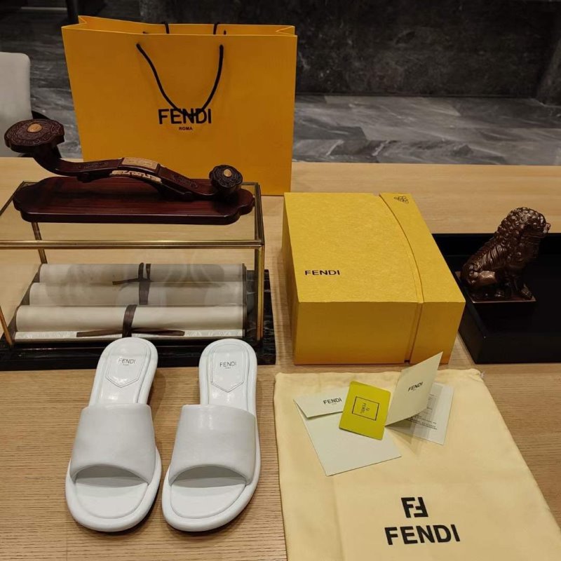 Fendi Sandals SHS05117 – Prestige